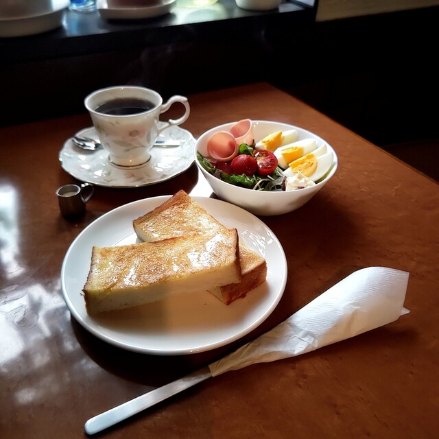 Bee Cafe （ビー カフェ） - 八幡前/喫茶店 | 食べログ