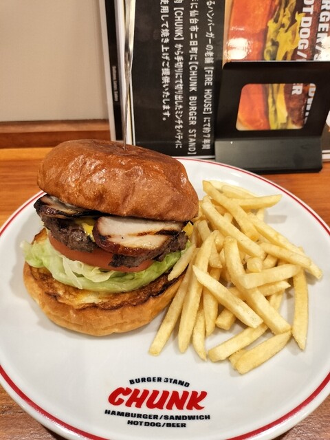 CHUNK BURGER STAND （チャンク バーガー スタンド） - 北四番丁/ハンバーガー/ネット予約可 | 食べログ