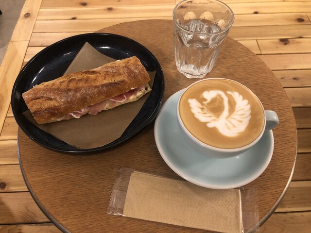 『サンドイッチがおいしい！』by asucafe : Cafe BOLT （カフェ ボルト） - 代々木上原/カフェ [食べログ]