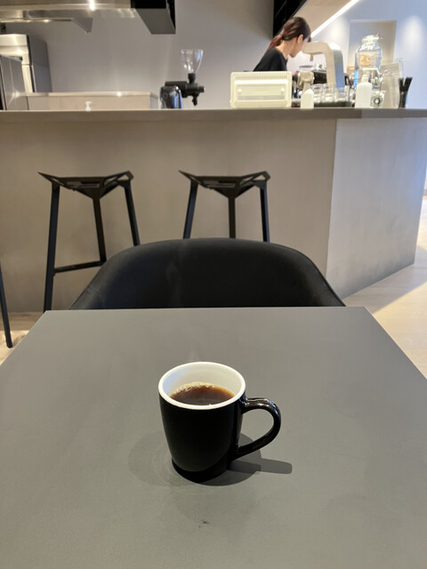 COFFEE BASE MEGURO （コーヒーベース） - 目黒/カフェ | 食べログ