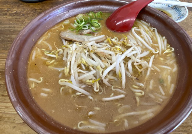 写真 : ポンポン亭 本店 （ぽんぽんてい） - 上三緒/ラーメン | 食べログ