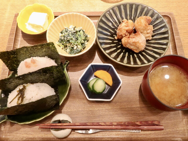 OMUSUBI CAFE （オムスビカフェ） - 代官山/カフェ | 食べログ