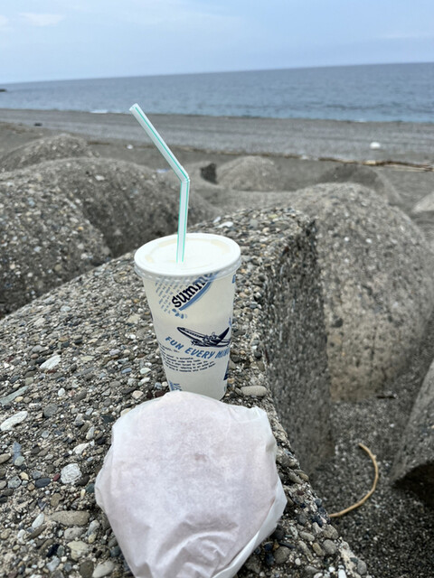 KEN BURGER （ケンバーガー） - 桟橋通五丁目/ハンバーガー | 食べログ