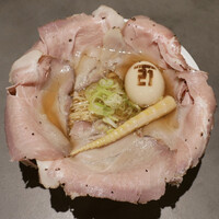 『締めラーメン』by elu-mo : 麺屋 優光 エスコンフィールド北海道店 - 北広島/ラーメン [食べログ]