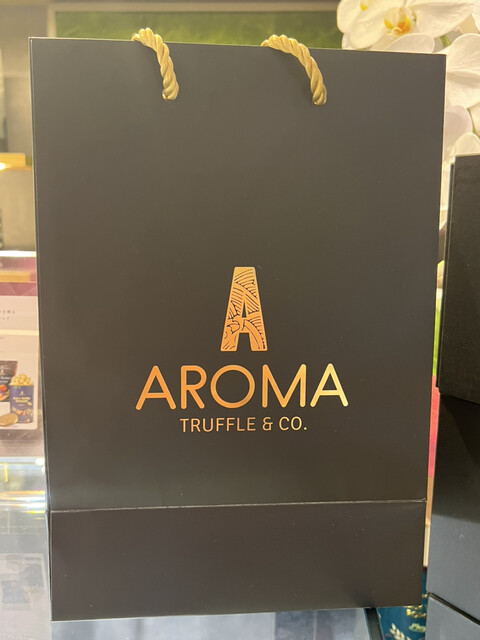 口コミ一覧 : AROMA TRUFFLE （アロマ トリュフ） - 銀座/スイーツ [食べログ]