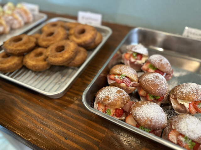 give me donuts （ギブミードーナツ） - 西15丁目/ドーナツ | 食べログ