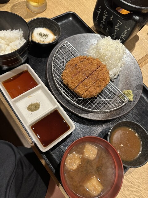 牛カツ京都勝牛 伏見稲荷店 - 伏見稲荷/牛カツ | 食べログ