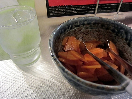 【閉店】辛口料理スズメバチ CURRY BAR 神戸北野坂店 - 三宮（神戸市営）/カレー | 食べログ