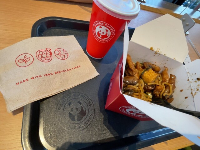 口コミ一覧 : パンダエクスプレス RAYARD MIYASHITA PARK （PANDA EXPRESS） - 渋谷/中華料理 [食べログ]