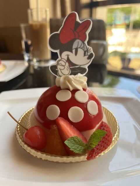 『東京ディズニーリゾートのアンバサダーホテルのロビーディズニー ゆっくりくつろげます 』by anchanfoody : ハイピリオン ...