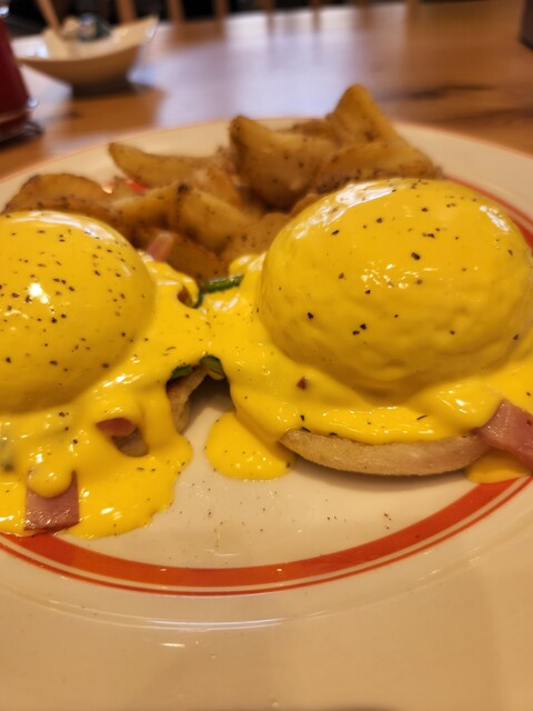 Eggs'n Things たまプラーザテラス店 （エッグスン シングス） - たまプラーザ/パンケーキ | 食べログ