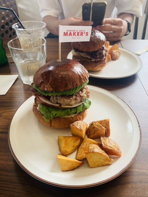 Burger & Smile Maker's （バーガー & スマイル メイカーズ） - 亀山/ハンバーガー | 食べログ