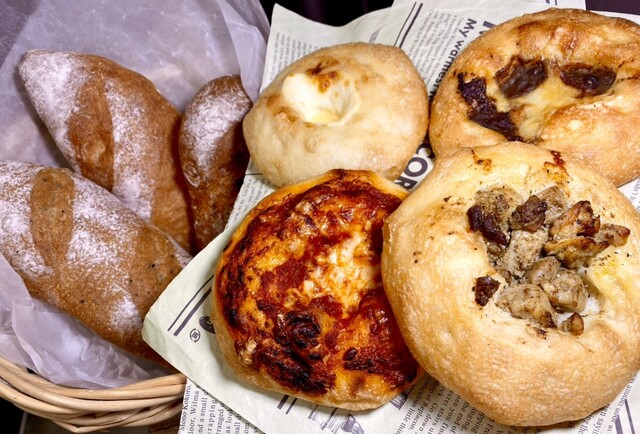 Hi Bread! （ハイ ブレッド） - 朝里/パン | 食べログ