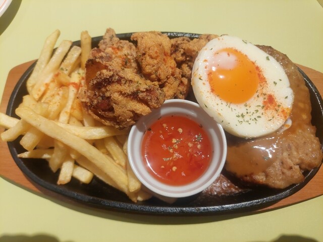 Aloha Food Factory （アロハ フード ファクトリー） - 新横浜/カフェ/ネット予約可 | 食べログ