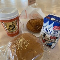 『Bread's Court=神戸屋』by axis green : ブレッズコート 三芳PA店 （Bread's Court） - ふじみ野 ...