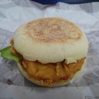 『ごはんバーガー』by elu-mo : マクドナルド 札幌アピア店 - 札幌（JR）/ハンバーガー [食べログ]