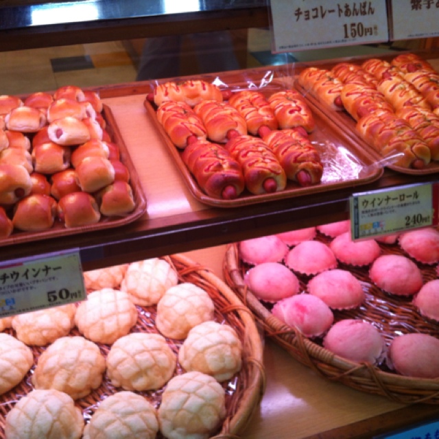 by 魚菜っ葉 : 吉備SA（上り） モスカート・ビアンコ - 備前一宮/パン [食べログ]