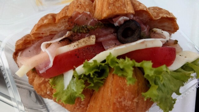 MonaMona 仙台駅店 （モナモナ） - 仙台/パン | 食べログ