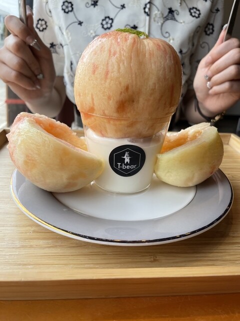 『西尾で桃を食べるなら！』by so-------ta : T-bear cafe （ティーベア カフェ） - 西尾/カフェ [食べログ]