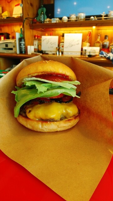 『JUST A HAMBURGER』by _C4 : ユーエスバーガー （US Burger） - 赤坂/ハンバーガー [食べログ]