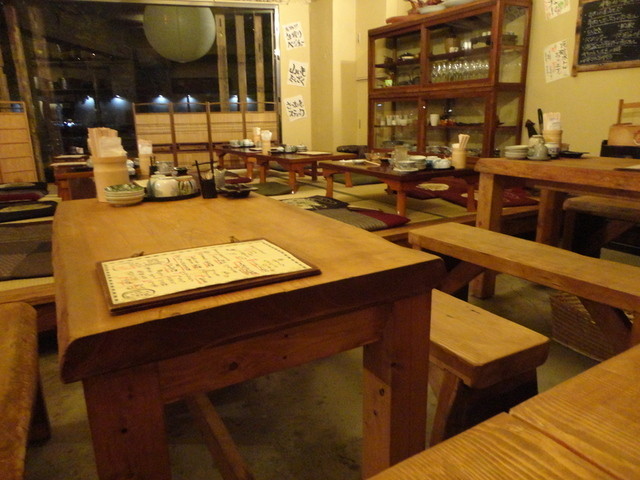 内観写真 : 八百屋とごはん うらや 西本町店 - 阿波座/食堂 | 食べログ