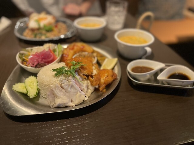 Bai toong （バイトーン） - 本山/タイ料理 | 食べログ