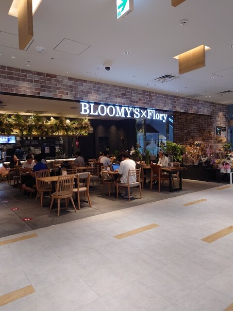 BLOOMY'S×Flory （ブルーミーズバイフローリー） - 大宮/カフェ | 食べログ