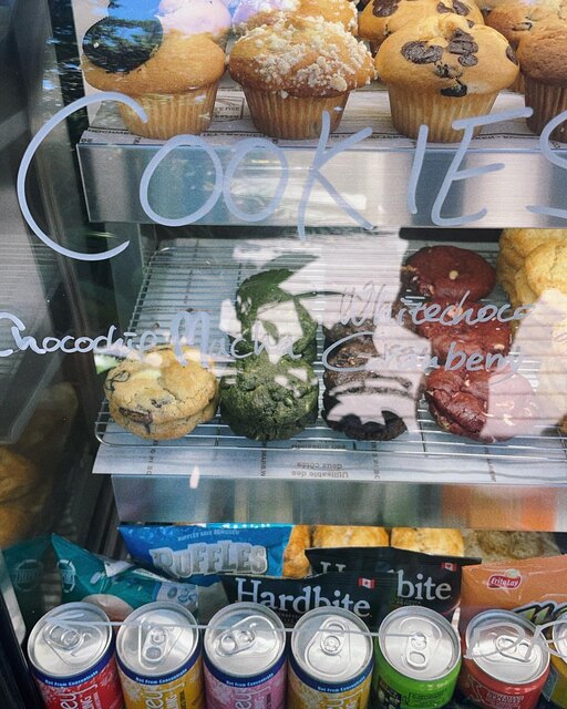 『超本格的米国式焼菓子』by tacoman : メロウベイク （MELLOW BAKE） - 湘南海岸公園/洋菓子 [食べログ]