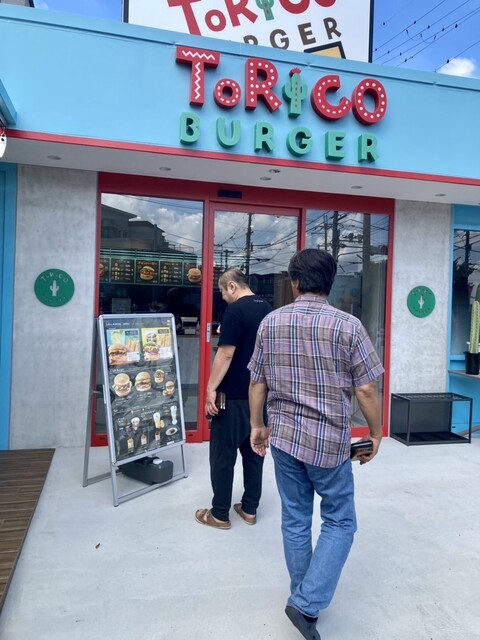 『娘のリクエストにて初ディナー(^｡^)』by オクタツ : ToRico BURGER （トリコバーガー） - 北野田/ハンバーガー [食べログ]