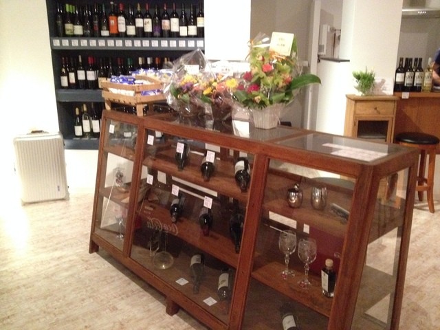 HUGE 元町店 （ヒュージ） - 元町・中華街/イタリアン | 食べログ