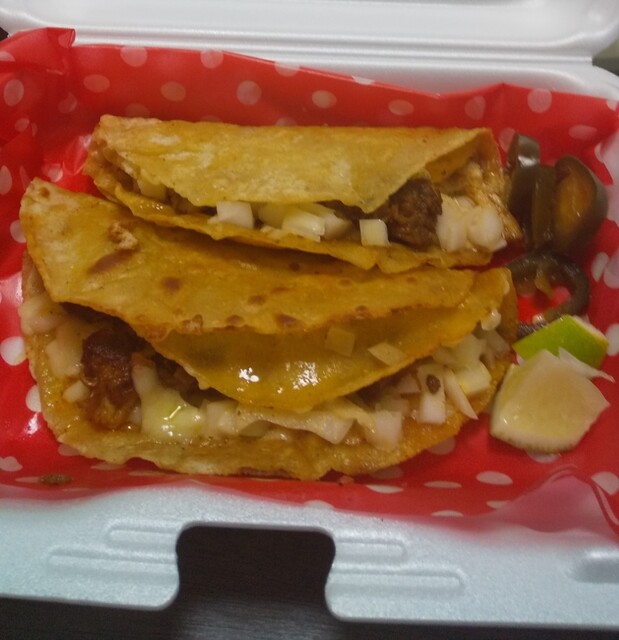 Mis Tacos （ミス タコス） - うるま市/タコス | 食べログ