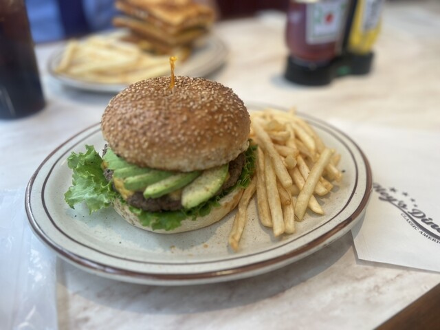 口コミ一覧 : Hey's Diner （ヘイズダイナー） - 京成幕張本郷/ピザ [食べログ]