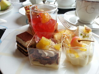 『ホテルでケーキバイキング』 横浜ベイシェラトン ホテル＆タワーズ [食べログまとめ]