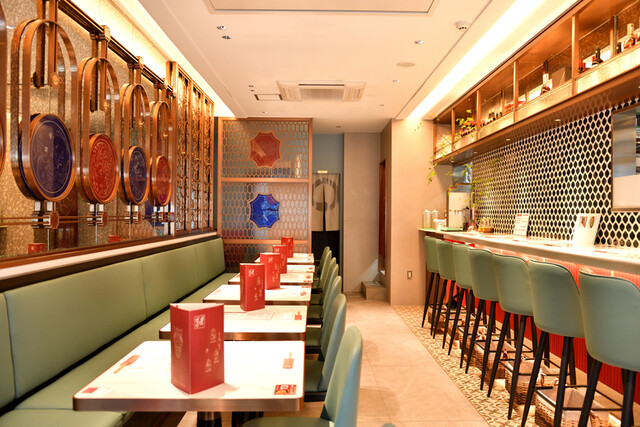 座席 : POT POT HALL （ポポホー） - 内幸町/中華料理 | 食べログ