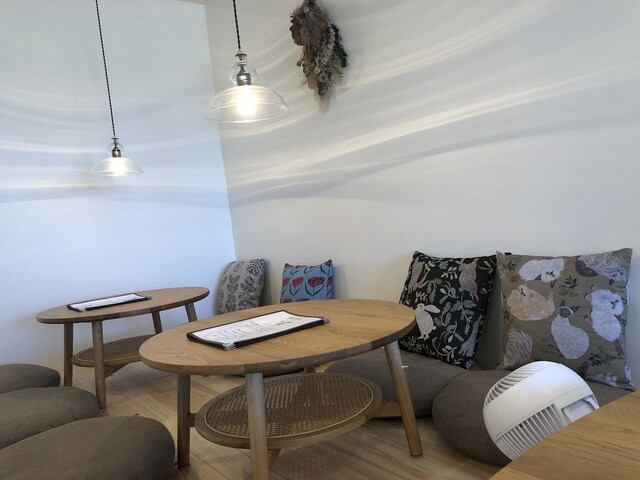 IGNIS COFFEE ROASTER （イグニスコーヒーロースター） - 泊/カフェ | 食べログ