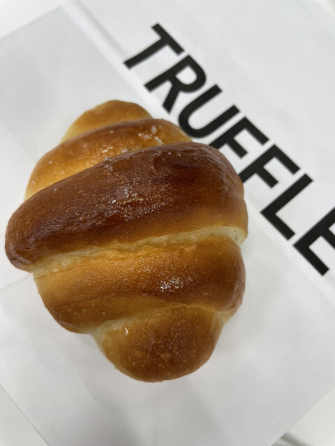 『人気のパン屋さん、初めて行ってみました』by shiden21343 : TRUFFLE mini JR東京 （トリュフ ミニ） - 東京 ...