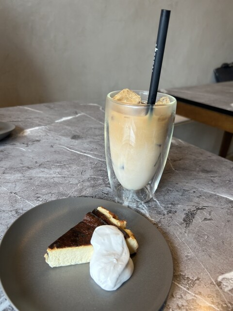 TiBURON CAFE （ティブロンカフェ） - 茨木市/カフェ/ネット予約可 | 食べログ
