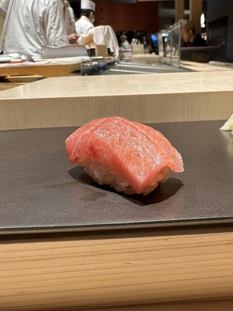 鮨&BAR 不二楼 新丸ビル店 （Sushi & Bar Fujiro） - 大手町/寿司/ネット予約可 | 食べログ