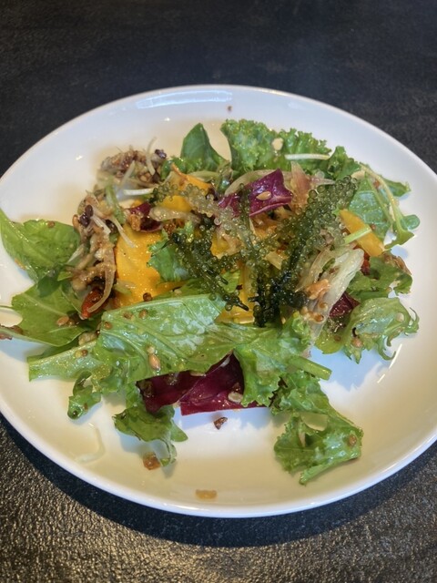 『黒毛和牛の四川麻婆豆腐（ランチセット）・餃子』by happy_meal_tokyo : farm studio #203 （ニーマルサン ...