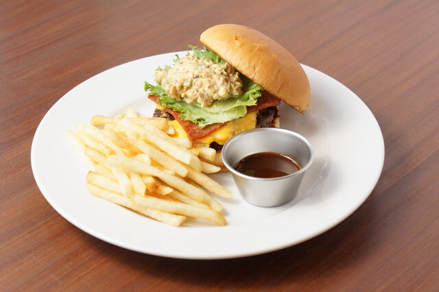 KOKO HEAD Cafe （ココヘッドカフェ） - 大手町/ハワイ料理/ネット予約可 | 食べログ