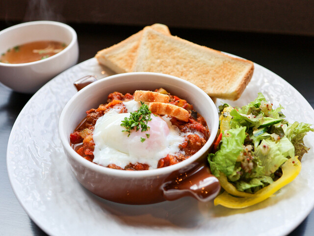 CafeBar Thames （カフェバー テムズ） - 河原町/カフェ | 食べログ