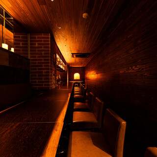 座席 : BAR THIRD PLACE LODGE （バー サード プレイ スロッジ） - 日比谷/バー | 食べログ