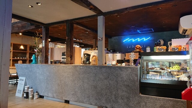 cafe & marche ichinii... （カフェ & マルシェ イチニイ） - 小布施/カフェ | 食べログ