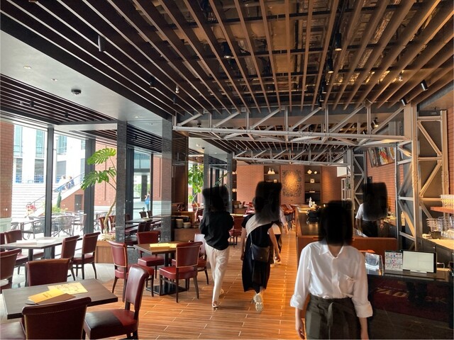 BAYDECK BEER&GRILL （ベイデッキ ビア&グリル） - 新高島/ビアバー | 食べログ