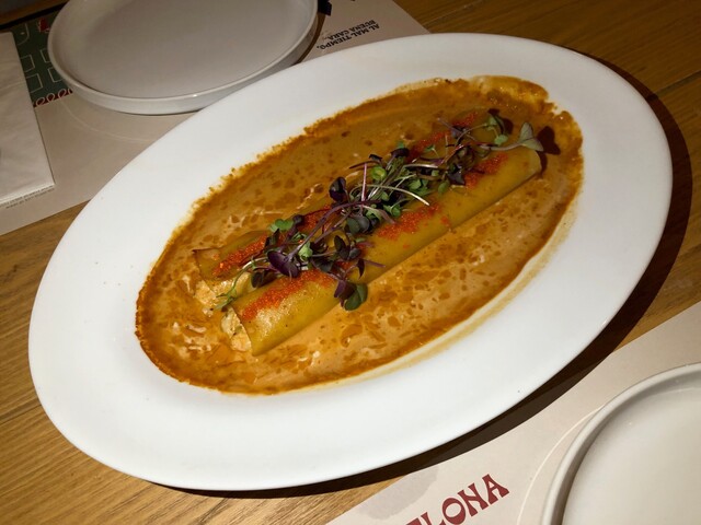 『初回！』by makoto-kishi : BARCELONA DINING & BAR ONE SATRIO - ジャカルタ/スペイン料理 ...