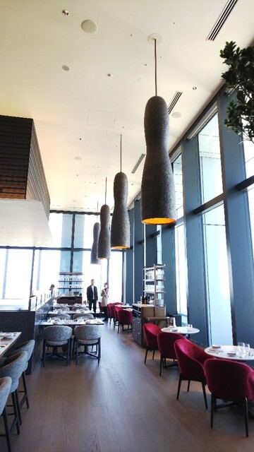 内観写真 : TOKYO NODE DINING （トウキョウ ノード ダイニング） - 虎ノ門ヒルズ/イタリアン | 食べログ