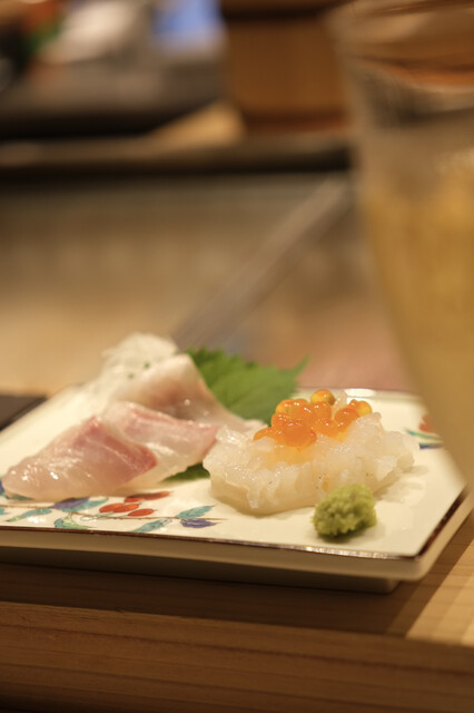 鮨&BAR 不二楼 新丸ビル店 （Sushi & Bar Fujiro）のご予約 - 東京/寿司 | 食べログ