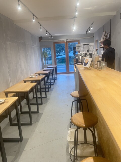 EDIT COFFEE ROASTERY （エディット コーヒー ロースタリー） - 臼田/カフェ | 食べログ