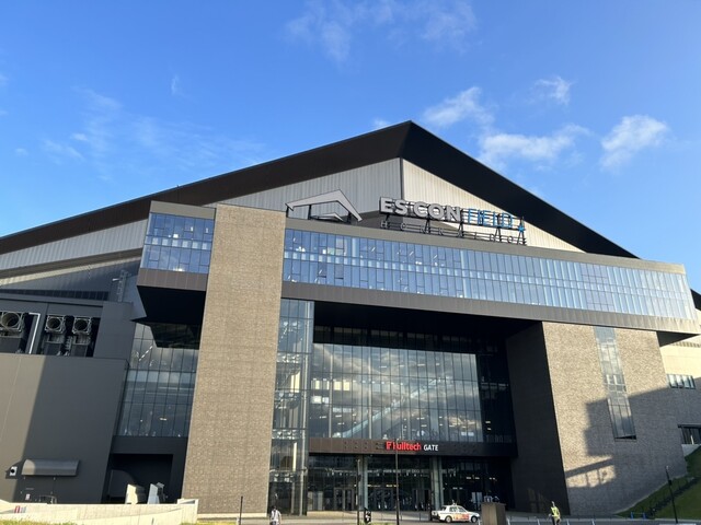 『奮発してよかった』by elu-mo : ダッグアウトクラブシート - 北広島/その他 [食べログ]