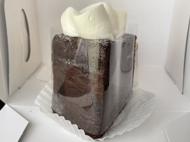 MEGLI A DOLCE （メグリ ア ドルチェ） - 鶴岡/ケーキ | 食べログ